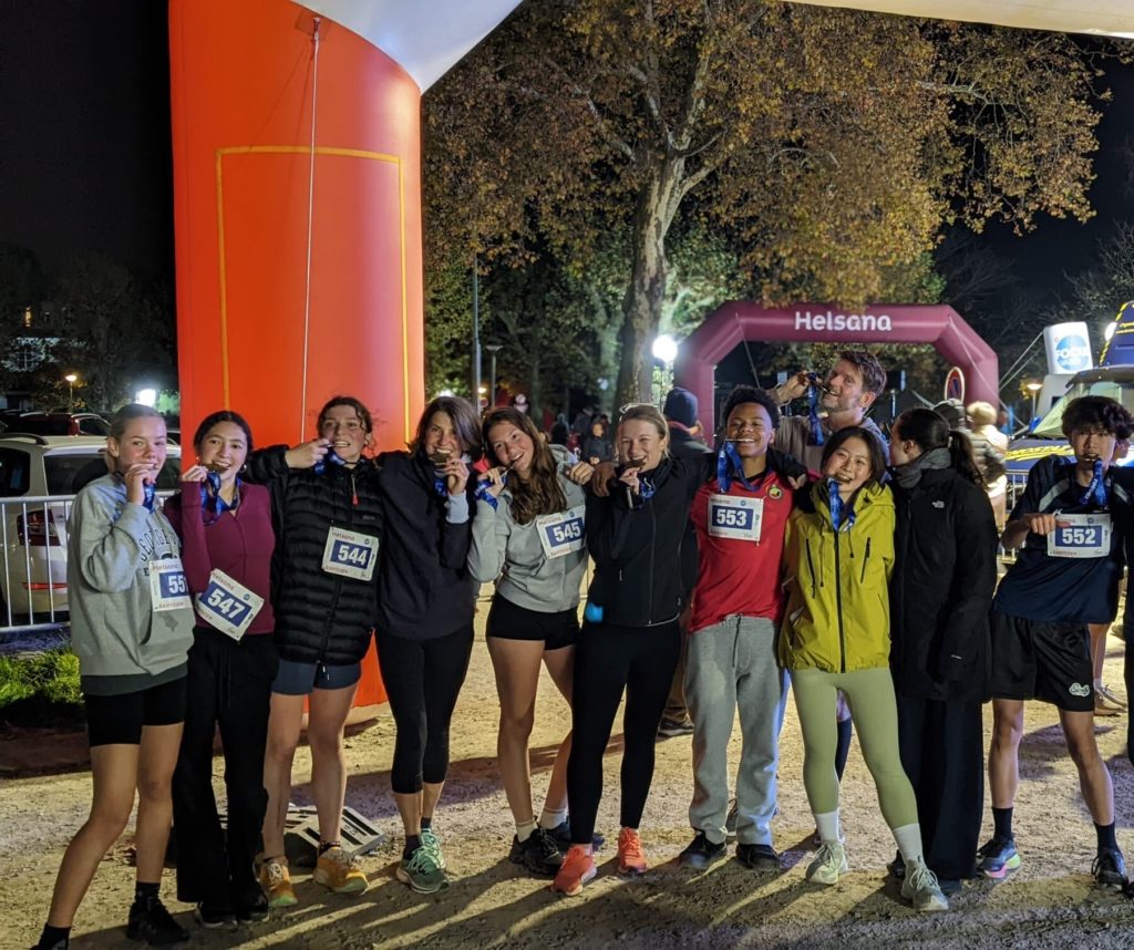 WHY CHOOSE A SMALL, CO-ED BOARDING HOUSE | Haut Lac